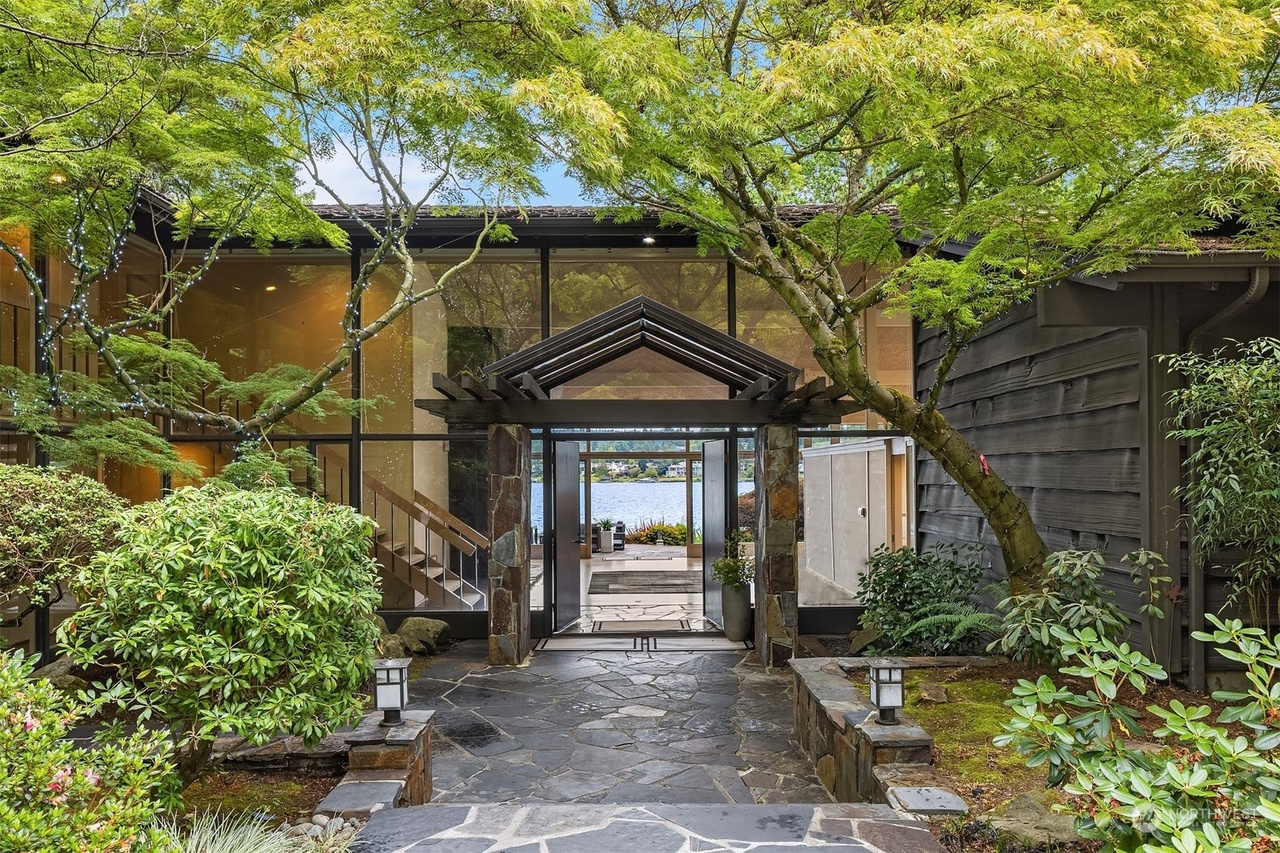 LAST-SOLD-ON-JUN-28-2023-FOR-14500000-4232-Hunts-Point-Rd-Hunts-Point ...