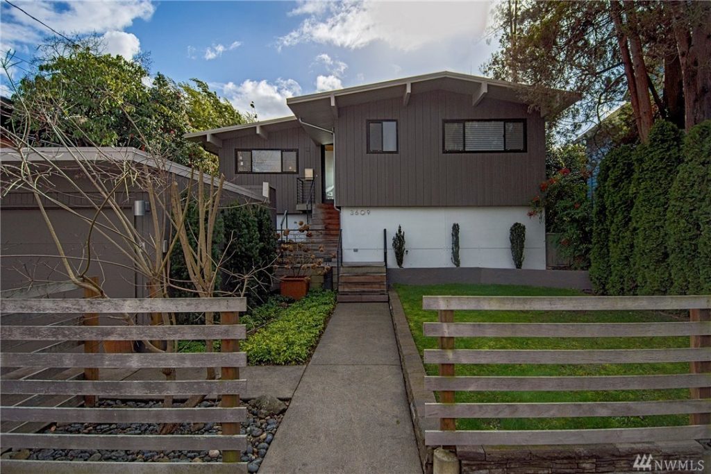 Great Example of How To Remodel a MCM - Urban Living