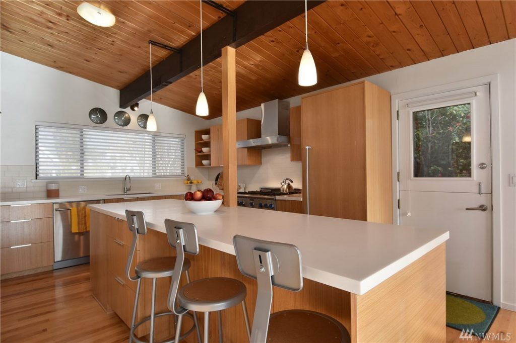 Great Example of How To Remodel a MCM - Urban Living