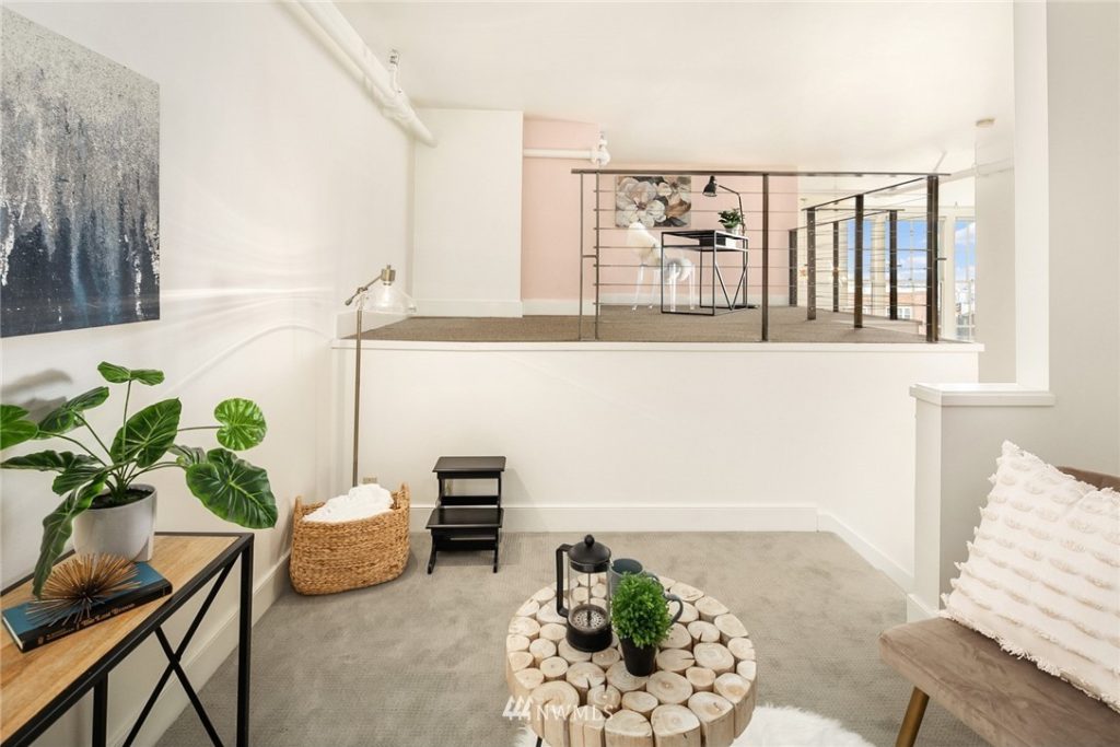 Queen Anne High School Condos Seattle - Luxury Condos For Sale