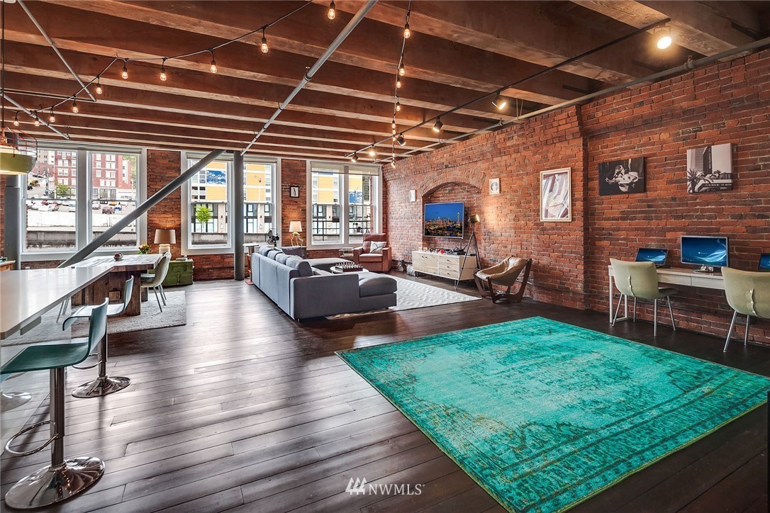 The Lofts at 210 Third, Pioneer Square, Seattle | Urban Living