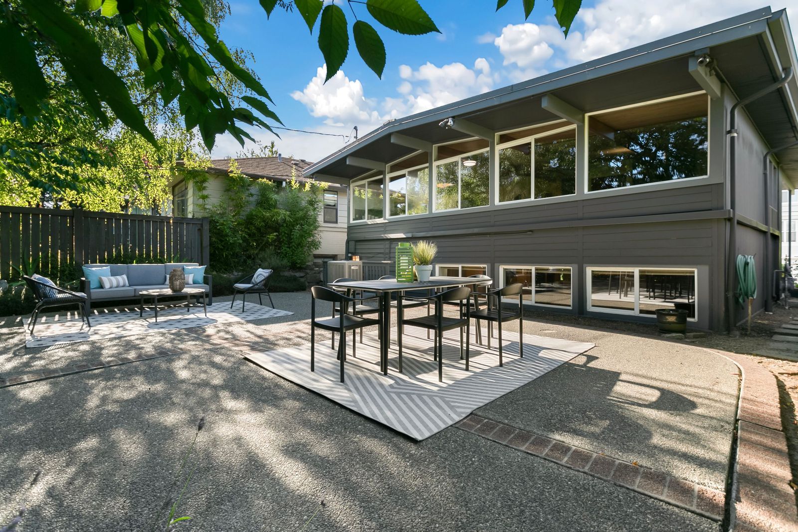 Urban Living - Seattle Real Estate